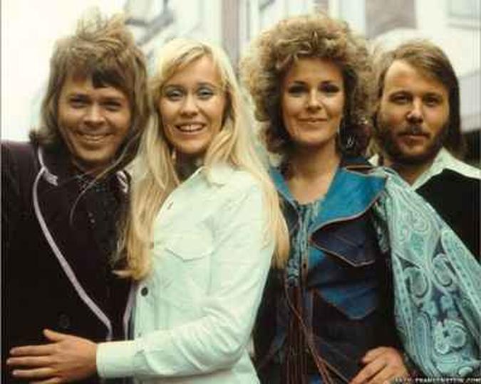 ABBA faz encontro histórico para celebrar 50 anos da formação da banda ...